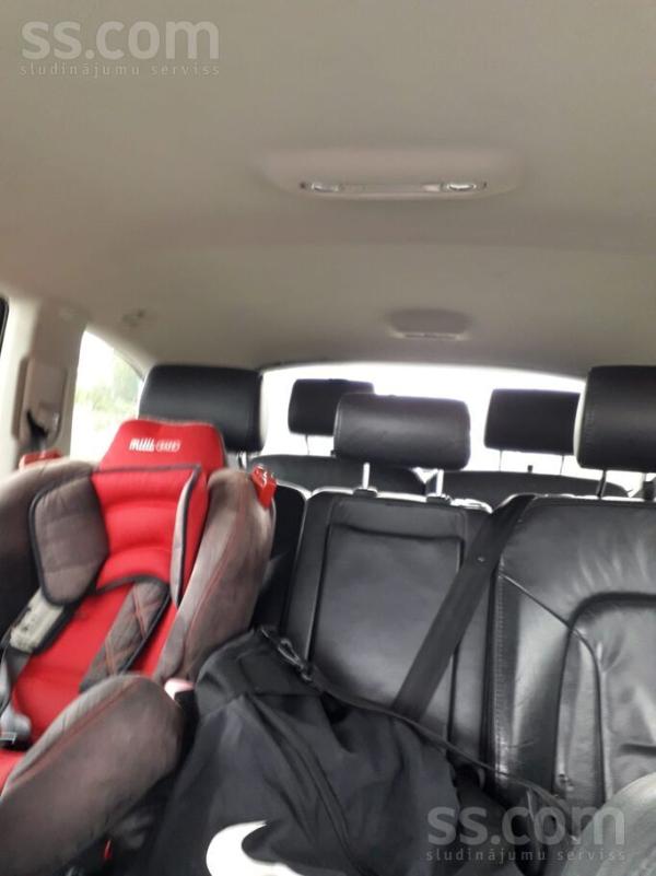 Grey Audi Q7 2006 in Jelgava, with an engine capacity of 3.00 L and mileage of 500 thousand km for 4100 €, photo 8 on AUTOMOTO.COM.LV