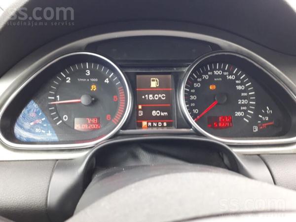 Grey Audi Q7 2006 in Jelgava, with an engine capacity of 3.00 L and mileage of 500 thousand km for 4800 €, photo 6 on AUTOMOTO.COM.LV