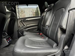 Серый Ауди Ку 7 2006 в Рига, объемом двигателя 3.00 л и пробегом 356 тыс. км за 6290 €, фото 10 на AUTOMOTO.COM.LV