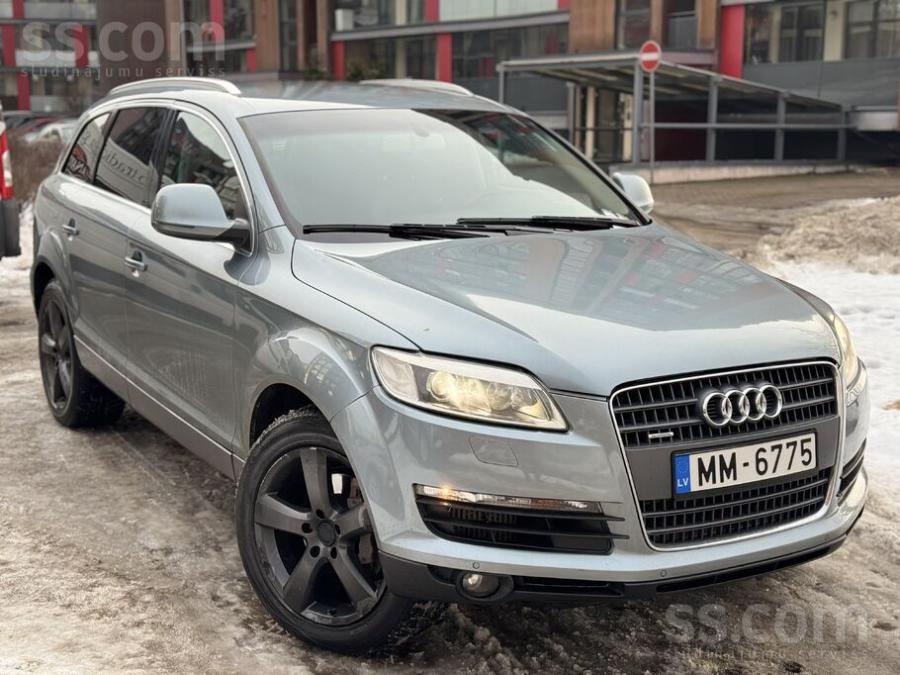Pelēks Audi Q7 2006 Rīga, ar dzinēja tilpumu 3.00 L un nobraukumu 317 tūkst. km par 4990 €, foto 1 vietnē AUTOMOTO.COM.LV