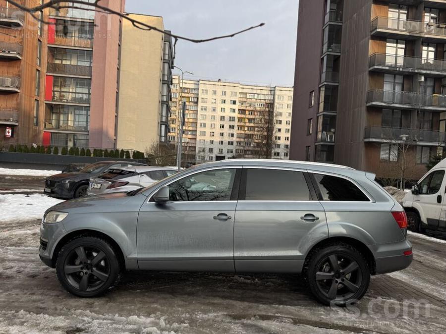 Pelēks Audi Q7 2006 Rīga, ar dzinēja tilpumu 3.00 L un nobraukumu 317 tūkst. km par 4990 €, foto 5 vietnē AUTOMOTO.COM.LV