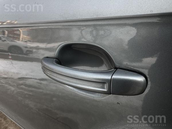 Grey Audi Q7 2006 in Riga, with an engine capacity of 3.00 L and mileage of 317 thousand km for 4990 €, photo 8 on AUTOMOTO.COM.LV