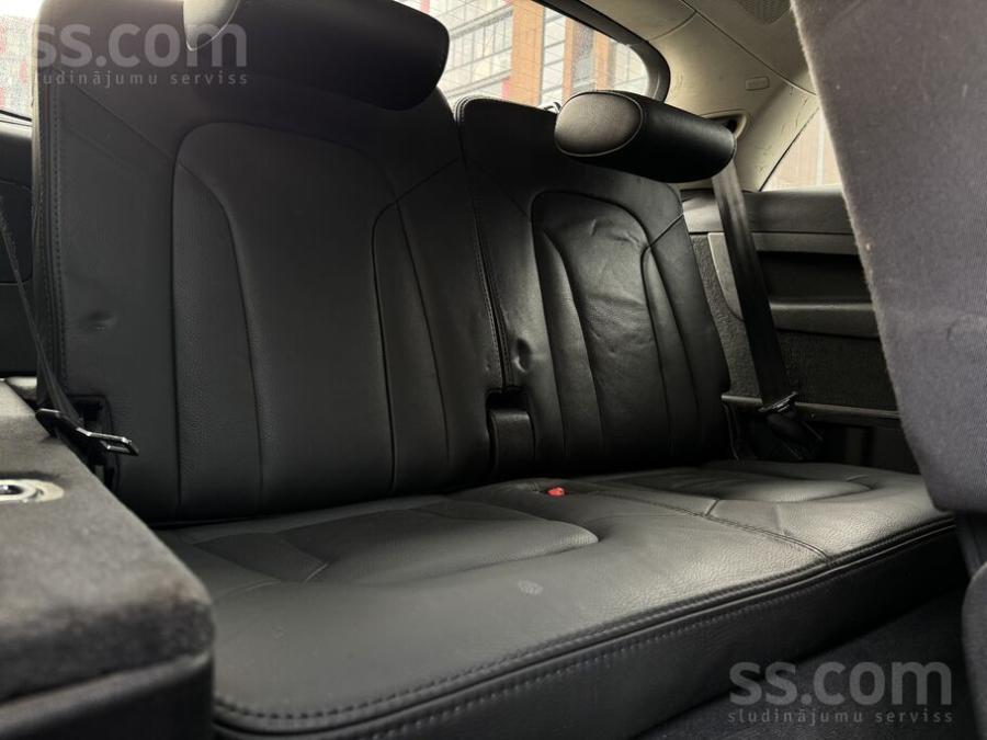 Pelēks Audi Q7 2006 Rīga, ar dzinēja tilpumu 3.00 L un nobraukumu 317 tūkst. km par 4990 €, foto 13 vietnē AUTOMOTO.COM.LV