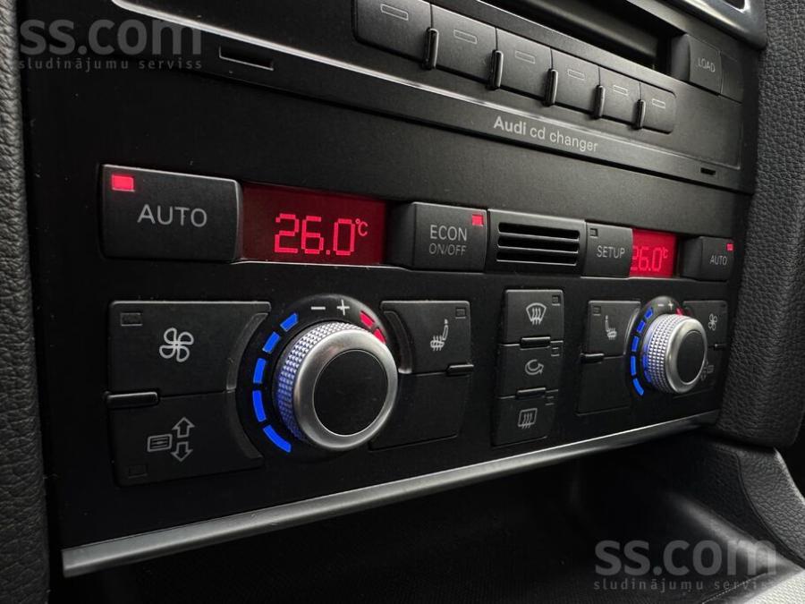 Pelēks Audi Q7 2006 Rīga, ar dzinēja tilpumu 3.00 L un nobraukumu 317 tūkst. km par 4990 €, foto 23 vietnē AUTOMOTO.COM.LV