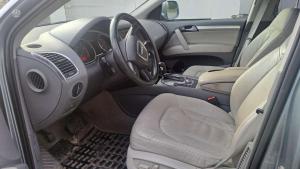 Grey Audi Q7 2006 in Jonava, with an engine capacity of 4.16 L and mileage of 186 thousand km for 5990 €, photo 9 on AUTOMOTO.COM.LV