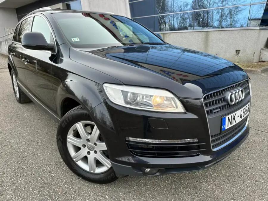 Grey Audi Q7 2006 in Riga, with an engine capacity of 3.00 L and mileage of 316 thousand km for 6390 €, photo 3 on AUTOMOTO.COM.LV