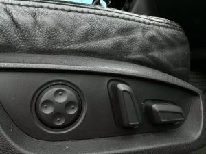 Grey Audi Q7 2006 in Riga, with an engine capacity of 3.00 L and mileage of 316 thousand km for 6390 €, photo 11 on AUTOMOTO.COM.LV