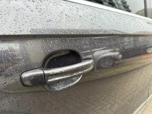 Grey Audi Q7 2006 in Riga, with an engine capacity of 3.00 L and mileage of 313 thousand km for 4990 €, photo 11 on AUTOMOTO.COM.LV