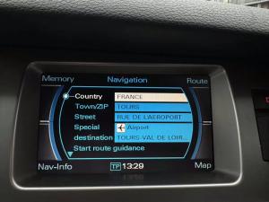 Grey Audi Q7 2006 in Riga, with an engine capacity of 3.00 L and mileage of 313 thousand km for 4990 €, photo 20 on AUTOMOTO.COM.LV