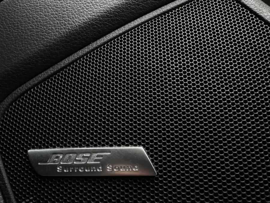 Grey Audi Q7 2006 in Riga, with an engine capacity of 3.00 L and mileage of 313 thousand km for 4990 €, photo 27 on AUTOMOTO.COM.LV