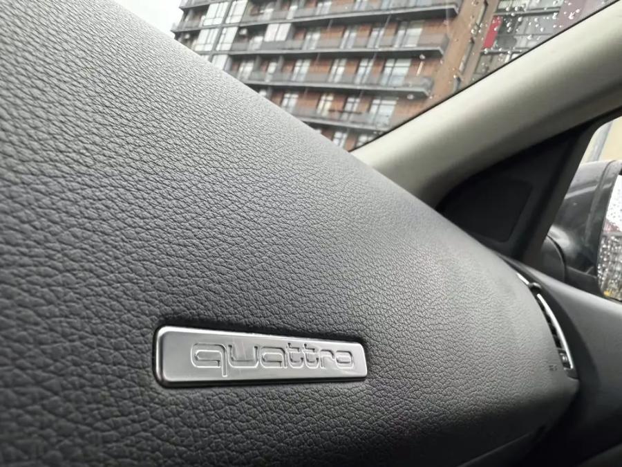 Grey Audi Q7 2006 in Riga, with an engine capacity of 3.00 L and mileage of 313 thousand km for 4990 €, photo 30 on AUTOMOTO.COM.LV