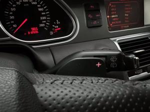 Grey Audi Q7 2006 in Riga, with an engine capacity of 3.00 L and mileage of 313 thousand km for 4990 €, photo 34 on AUTOMOTO.COM.LV