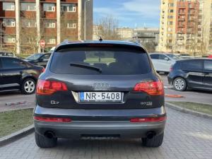 Grey Audi Q7 2006 in Riga, with an engine capacity of 3.00 L and mileage of 324 thousand km for 6490 €, photo 5 on AUTOMOTO.COM.LV