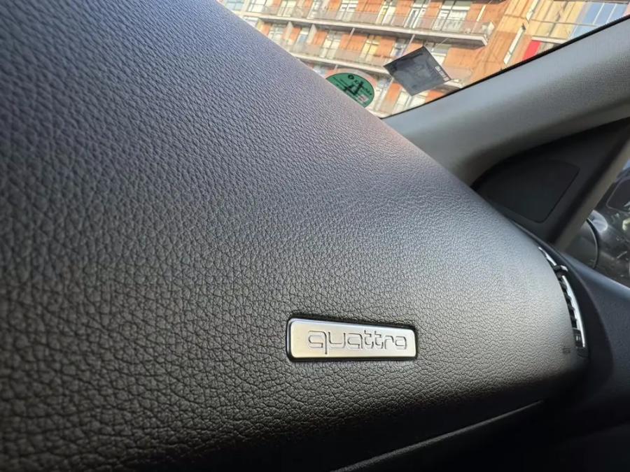 Grey Audi Q7 2006 in Riga, with an engine capacity of 3.00 L and mileage of 324 thousand km for 6490 €, photo 26 on AUTOMOTO.COM.LV