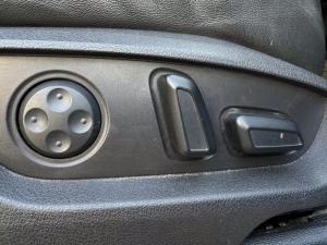 Grey Audi Q7 2006 in Riga, with an engine capacity of 3.00 L and mileage of 324 thousand km for 6490 €, photo 34 on AUTOMOTO.COM.LV