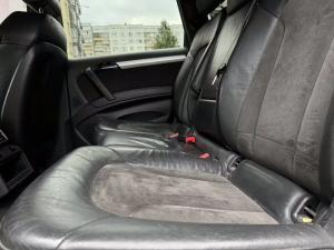 Grey Audi Q7 2006 in Riga, with an engine capacity of 3.00 L and mileage of 325 thousand km for 5990 €, photo 15 on AUTOMOTO.COM.LV