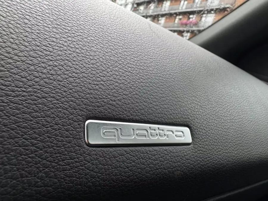 Grey Audi Q7 2006 in Riga, with an engine capacity of 3.00 L and mileage of 325 thousand km for 5990 €, photo 25 on AUTOMOTO.COM.LV
