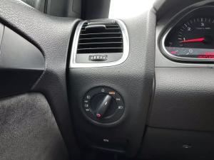 Grey Audi Q7 2006 in Riga, with an engine capacity of 3.00 L and mileage of 325 thousand km for 5990 €, photo 31 on AUTOMOTO.COM.LV