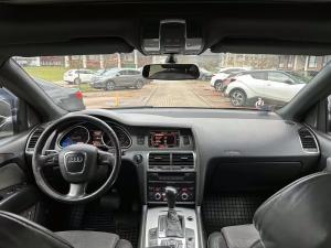 Grey Audi Q7 2006 in Riga, with an engine capacity of 3.00 L and mileage of 344 thousand km for 6490 €, photo 10 on AUTOMOTO.COM.LV