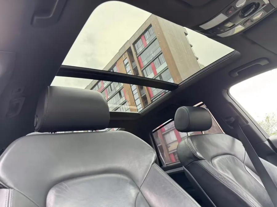 Grey Audi Q7 2006 in Riga, with an engine capacity of 3.00 L and mileage of 356 thousand km for 7490 €, photo 14 on AUTOMOTO.COM.LV