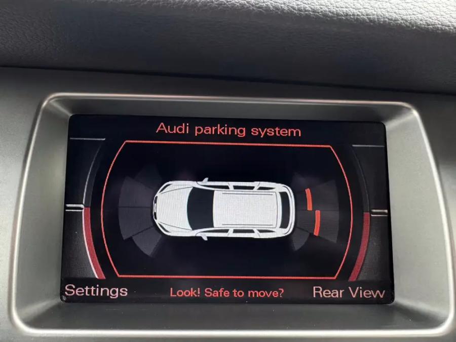 Grey Audi Q7 2006 in Riga, with an engine capacity of 3.00 L and mileage of 356 thousand km for 7490 €, photo 30 on AUTOMOTO.COM.LV