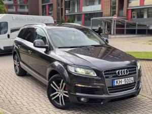 Grey Audi Q7 2006 in Riga, with an engine capacity of 3.00 L and mileage of 328 thousand km for 5990 €, photo  on AUTOMOTO.COM.LV