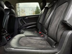 Grey Audi Q7 2006 in Riga, with an engine capacity of 3.00 L and mileage of 328 thousand km for 5990 €, photo 16 on AUTOMOTO.COM.LV