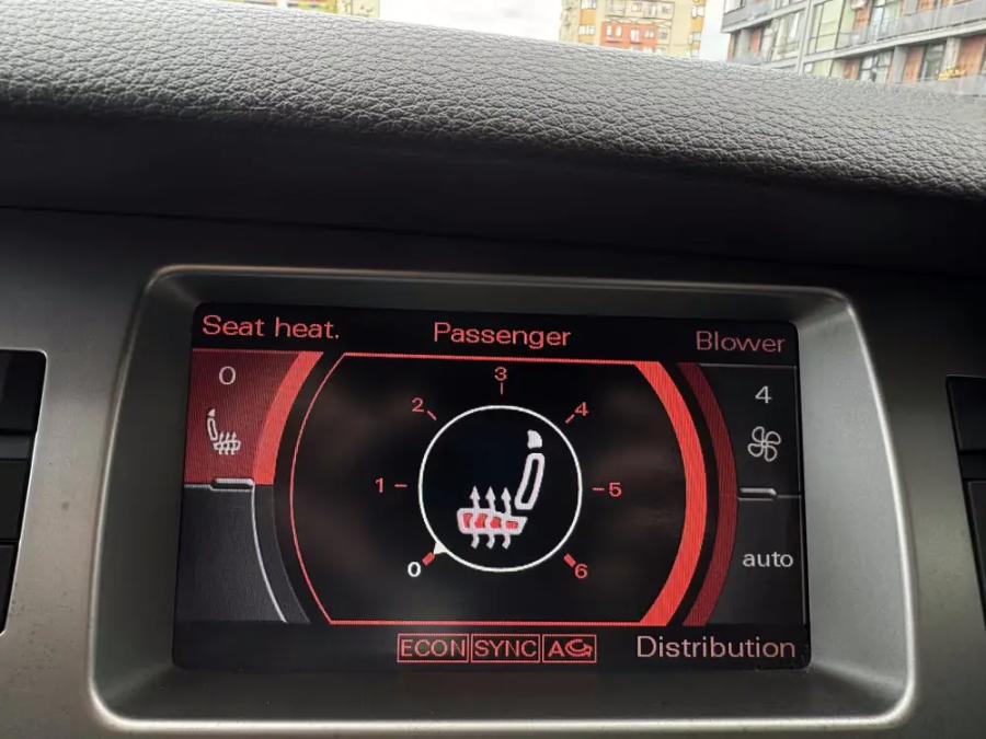 Grey Audi Q7 2006 in Riga, with an engine capacity of 3.00 L and mileage of 328 thousand km for 5990 €, photo 25 on AUTOMOTO.COM.LV