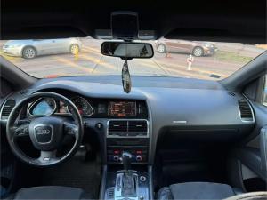 Pelēks Audi Q7 2006 Rīga, ar dzinēja tilpumu 3.00 L un nobraukumu 196 tūkst. km par 6790 €, foto 10 vietnē AUTOMOTO.COM.LV