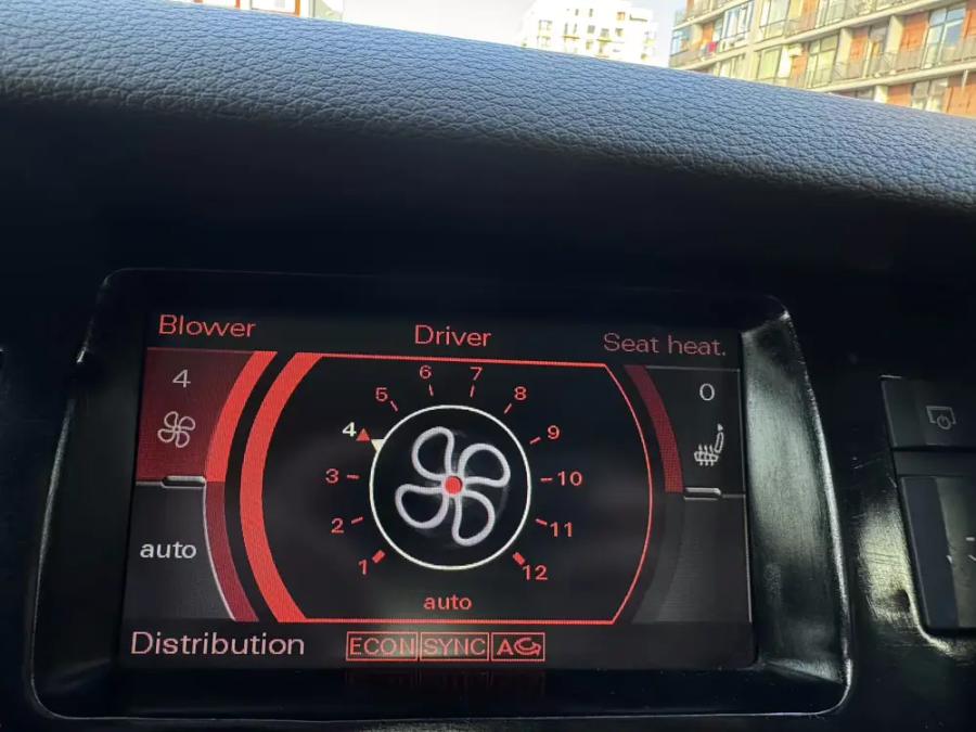 Pelēks Audi Q7 2006 Rīga, ar dzinēja tilpumu 3.00 L un nobraukumu 196 tūkst. km par 6790 €, foto 22 vietnē AUTOMOTO.COM.LV