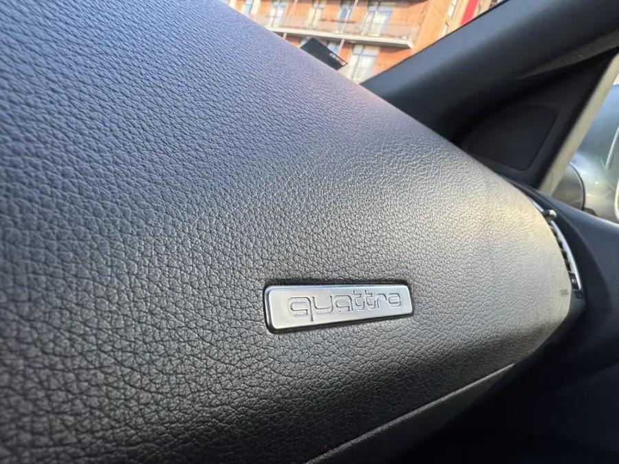 Pelēks Audi Q7 2006 Rīga, ar dzinēja tilpumu 3.00 L un nobraukumu 196 tūkst. km par 6790 €, foto 24 vietnē AUTOMOTO.COM.LV