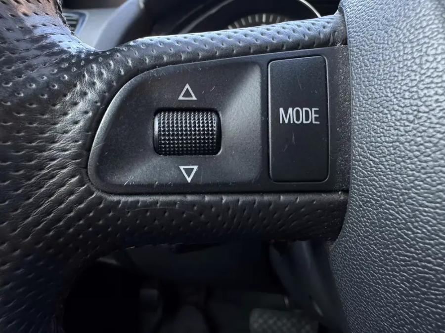 Pelēks Audi Q7 2006 Rīga, ar dzinēja tilpumu 3.00 L un nobraukumu 196 tūkst. km par 6790 €, foto 34 vietnē AUTOMOTO.COM.LV