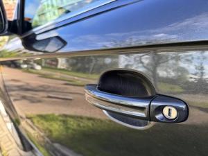 Pelēks Audi Q7 2006 Rīga, ar dzinēja tilpumu 3.00 L un nobraukumu 270 tūkst. km par 5990 €, foto 8 vietnē AUTOMOTO.COM.LV