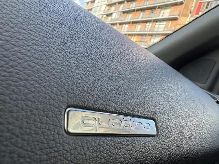 Pelēks Audi Q7 2006 Rīga, ar dzinēja tilpumu 3.00 L un nobraukumu 270 tūkst. km par 5990 €, foto 22 vietnē AUTOMOTO.COM.LV