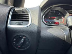 Pelēks Audi Q7 2006 Rīga, ar dzinēja tilpumu 3.00 L un nobraukumu 270 tūkst. km par 5990 €, foto 35 vietnē AUTOMOTO.COM.LV