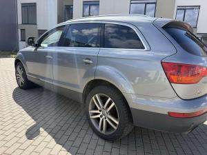 Серый Ауди Ку 7 2006 в Вильнюс, объемом двигателя 2.97 л и пробегом 380 тыс. км за 3700 €, фото 10 на AUTOMOTO.COM.LV