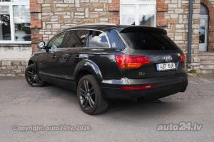 Grey Audi Q7 2006 in Tallinn, with an engine capacity of 3.00 L and mileage of 321 thousand km for 4500 €, photo 4 on AUTOMOTO.COM.LV