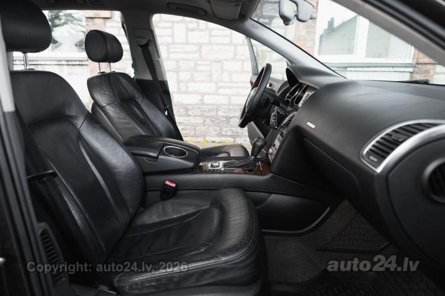 Grey Audi Q7 2006 in Tallinn, with an engine capacity of 3.00 L and mileage of 321 thousand km for 4500 €, photo 7 on AUTOMOTO.COM.LV