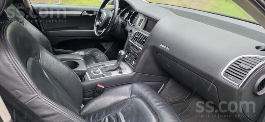 Grey Audi Q7 2006 in Riga, with an engine capacity of 3.00 L and mileage of 350 thousand km for 2300 €, photo 9 on AUTOMOTO.COM.LV