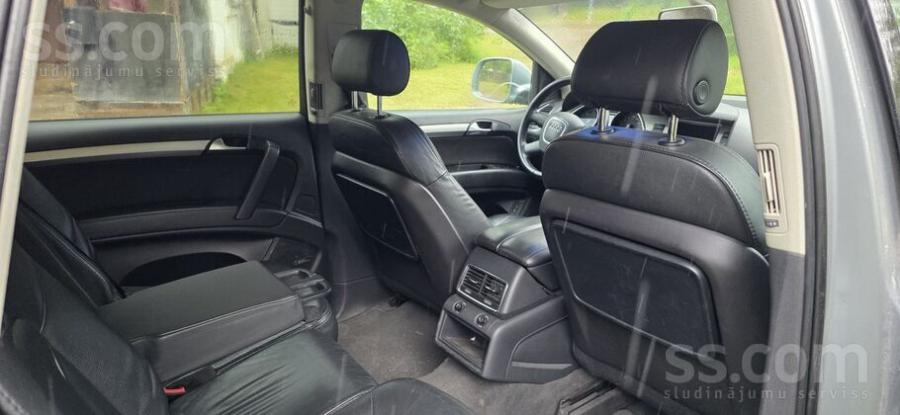Grey Audi Q7 2006 in Riga, with an engine capacity of 3.00 L and mileage of 350 thousand km for 2300 €, photo 10 on AUTOMOTO.COM.LV