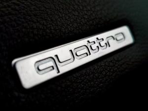 Grey Audi Q7 2006 in Riga, with an engine capacity of 3.00 L and mileage of 278 thousand km for 8390 €, photo 17 on AUTOMOTO.COM.LV