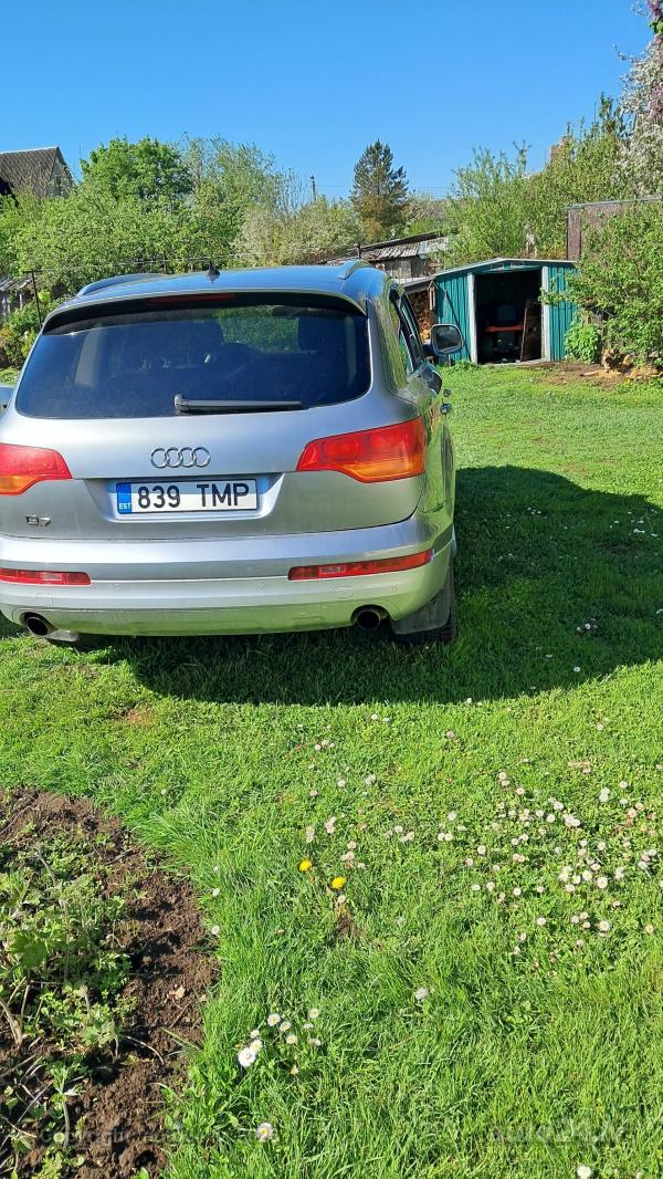 Pelēks Audi Q7 2006 Kohtla-Jerve, ar dzinēja tilpumu 3.00 L un nobraukumu 312 tūkst. km par 5800 €, foto 10 vietnē AUTOMOTO.COM.LV