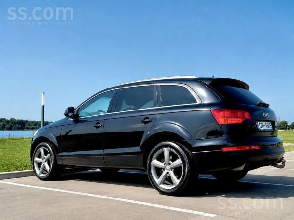 Pelēks Audi Q7 2006 Ogre, ar dzinēja tilpumu 3.00 L un nobraukumu 308 tūkst. km par 5700 €, foto 2 vietnē AUTOMOTO.COM.LV