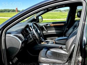 Pelēks Audi Q7 2006 Ogre, ar dzinēja tilpumu 3.00 L un nobraukumu 308 tūkst. km par 5700 €, foto 7 vietnē AUTOMOTO.COM.LV