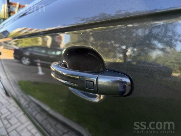 Pelēks Audi Q7 2006 Rīga, ar dzinēja tilpumu 3.00 L un nobraukumu 383 tūkst. km par 5690 €, foto 11 vietnē AUTOMOTO.COM.LV