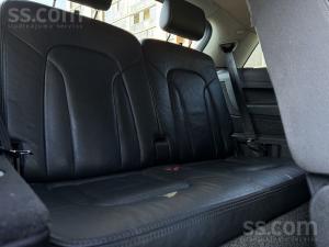 Grey Audi Q7 2006 in Riga, with an engine capacity of 3.00 L and mileage of 383 thousand km for 5690 €, photo 20 on AUTOMOTO.COM.LV