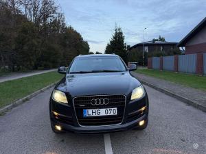 Pelēks Audi Q7 2006 Kauņa, ar dzinēja tilpumu 2.97 L un nobraukumu 320 tūkst. km par 5650 €, foto 4 vietnē AUTOMOTO.COM.LV