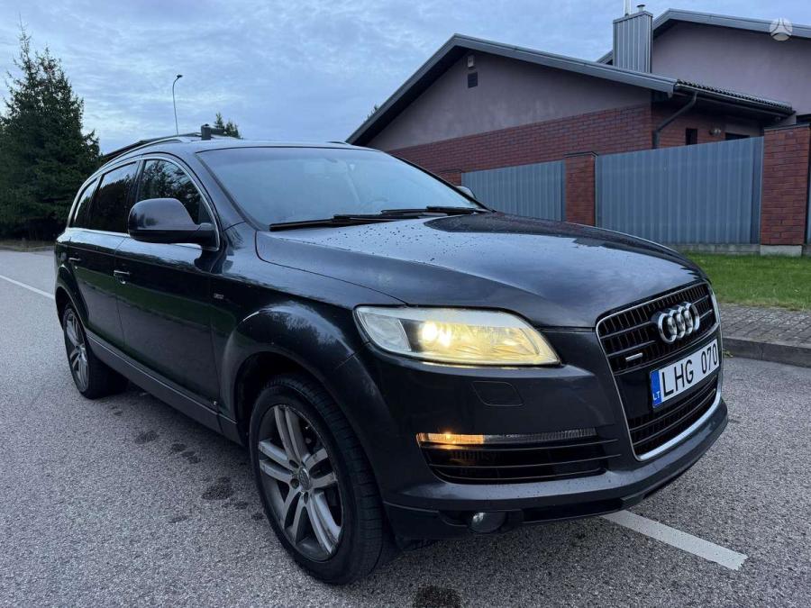 Pelēks Audi Q7 2006 Kauņa, ar dzinēja tilpumu 2.97 L un nobraukumu 320 tūkst. km par 5650 €, foto 6 vietnē AUTOMOTO.COM.LV