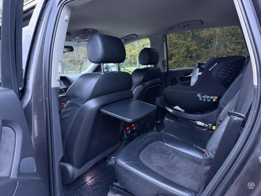 Pelēks Audi Q7 2006 Kauņa, ar dzinēja tilpumu 2.97 L un nobraukumu 320 tūkst. km par 5650 €, foto 13 vietnē AUTOMOTO.COM.LV