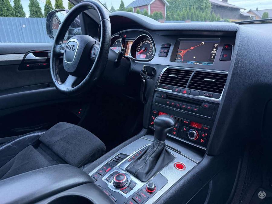 Pelēks Audi Q7 2006 Kauņa, ar dzinēja tilpumu 2.97 L un nobraukumu 320 tūkst. km par 5650 €, foto 19 vietnē AUTOMOTO.COM.LV